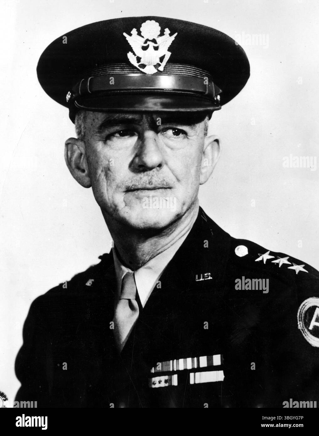 General Courtney Hicks Hodges. 22 September 1944 Stock Photo - Alamy
