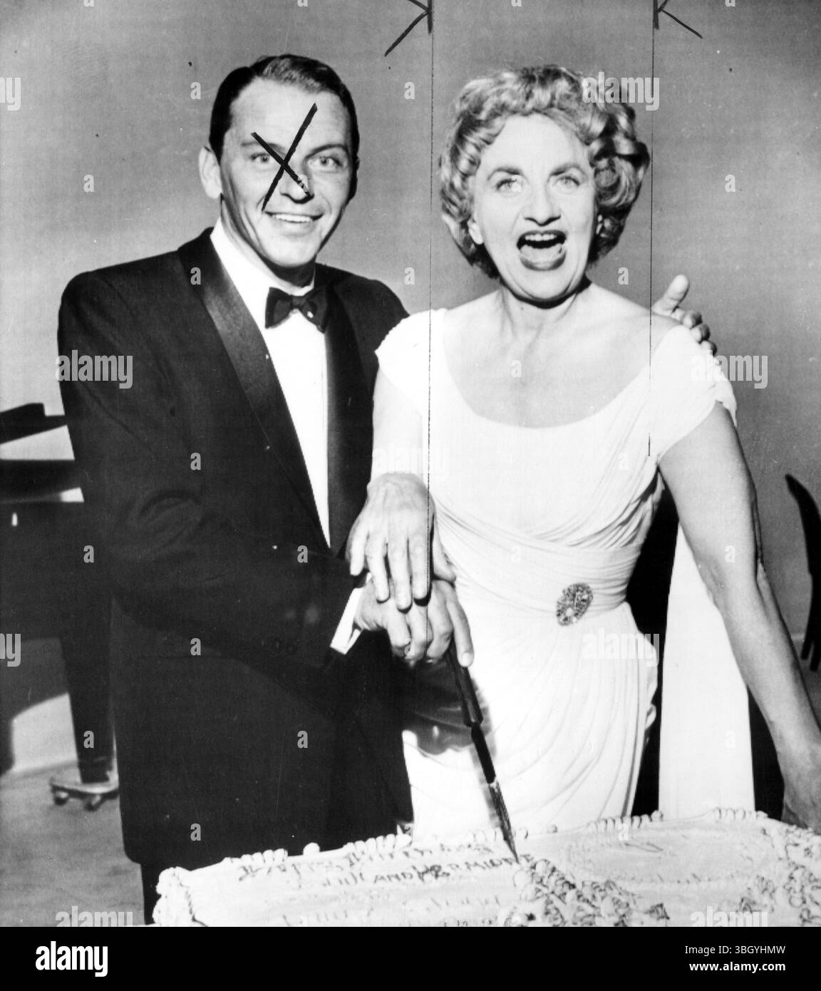 Frank Sinatra and Hermione Gingold, celebrate their joint birthday by ...