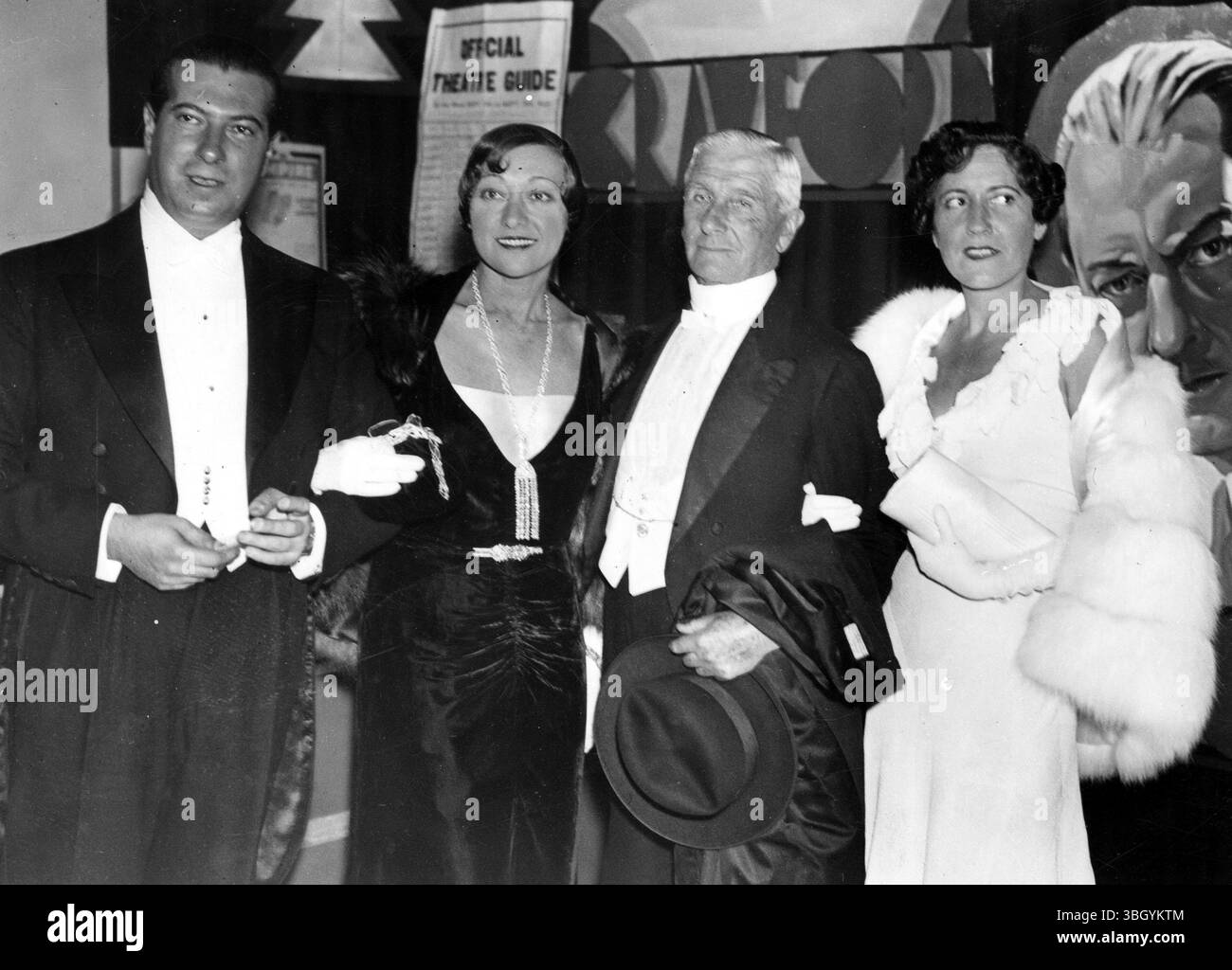 Famous 'Dolly, sister'at first night of 'Grand Hotel ' film in London ...