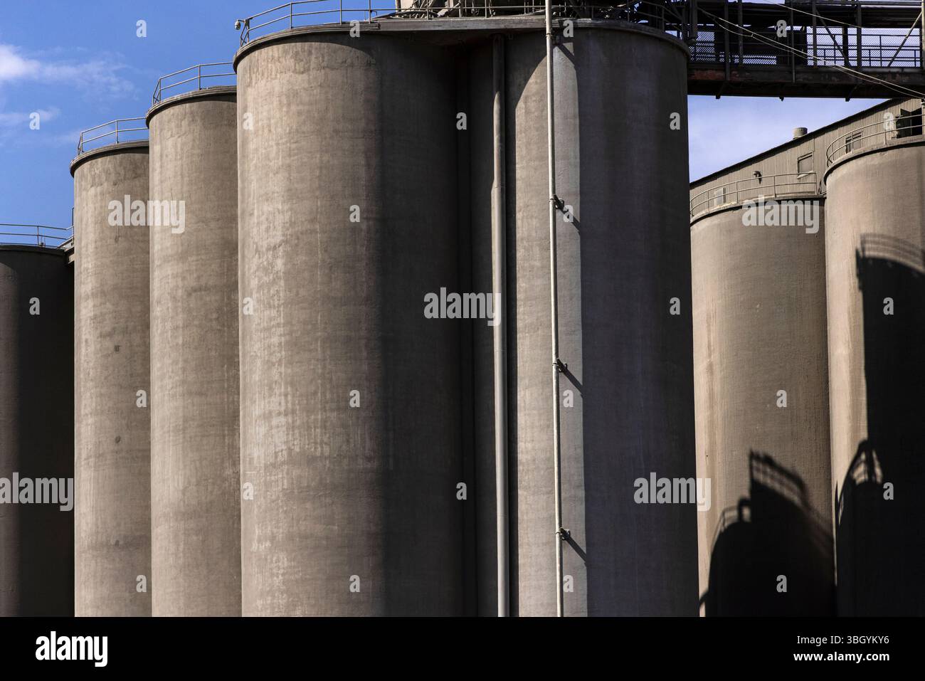 Close up view cement factory hi-res stock photography and images - Alamy