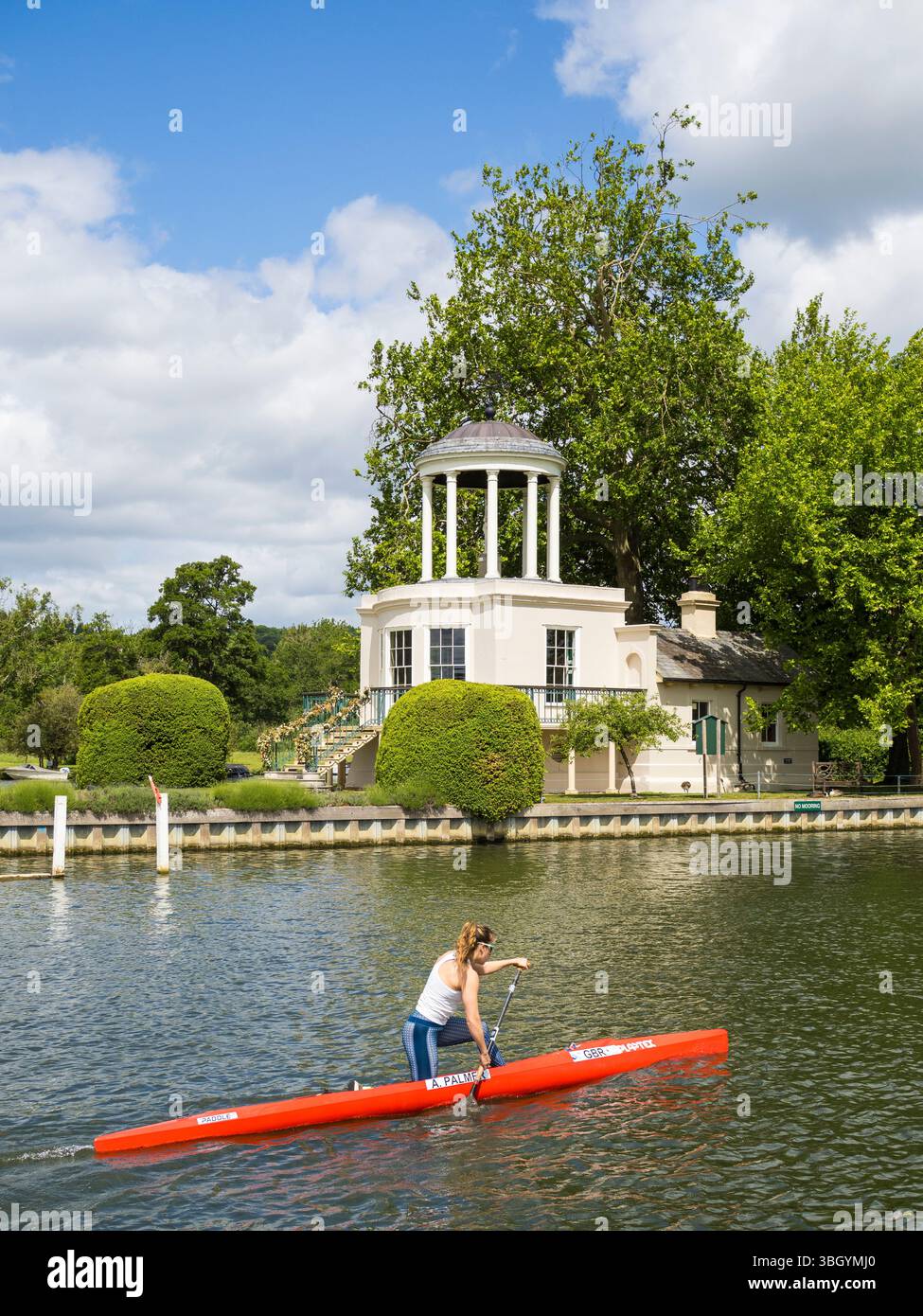 Canoe sprint canoe marathon training hi-res stock photography and ...