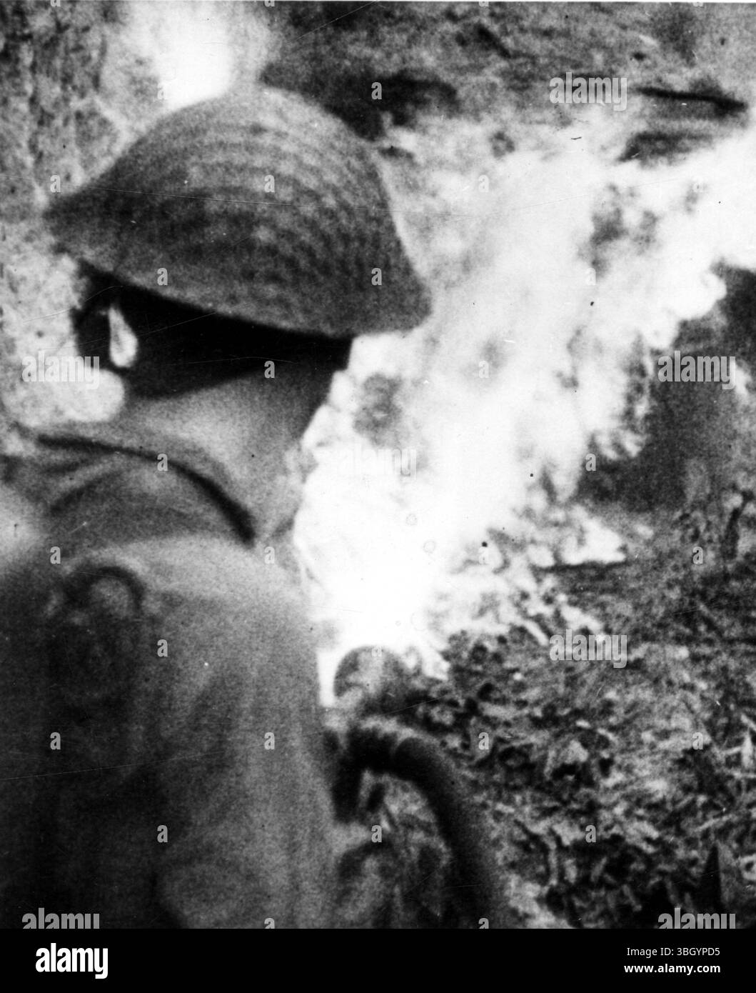 I H T As the Seventh Australian Divison advanced on Borneo , an ...