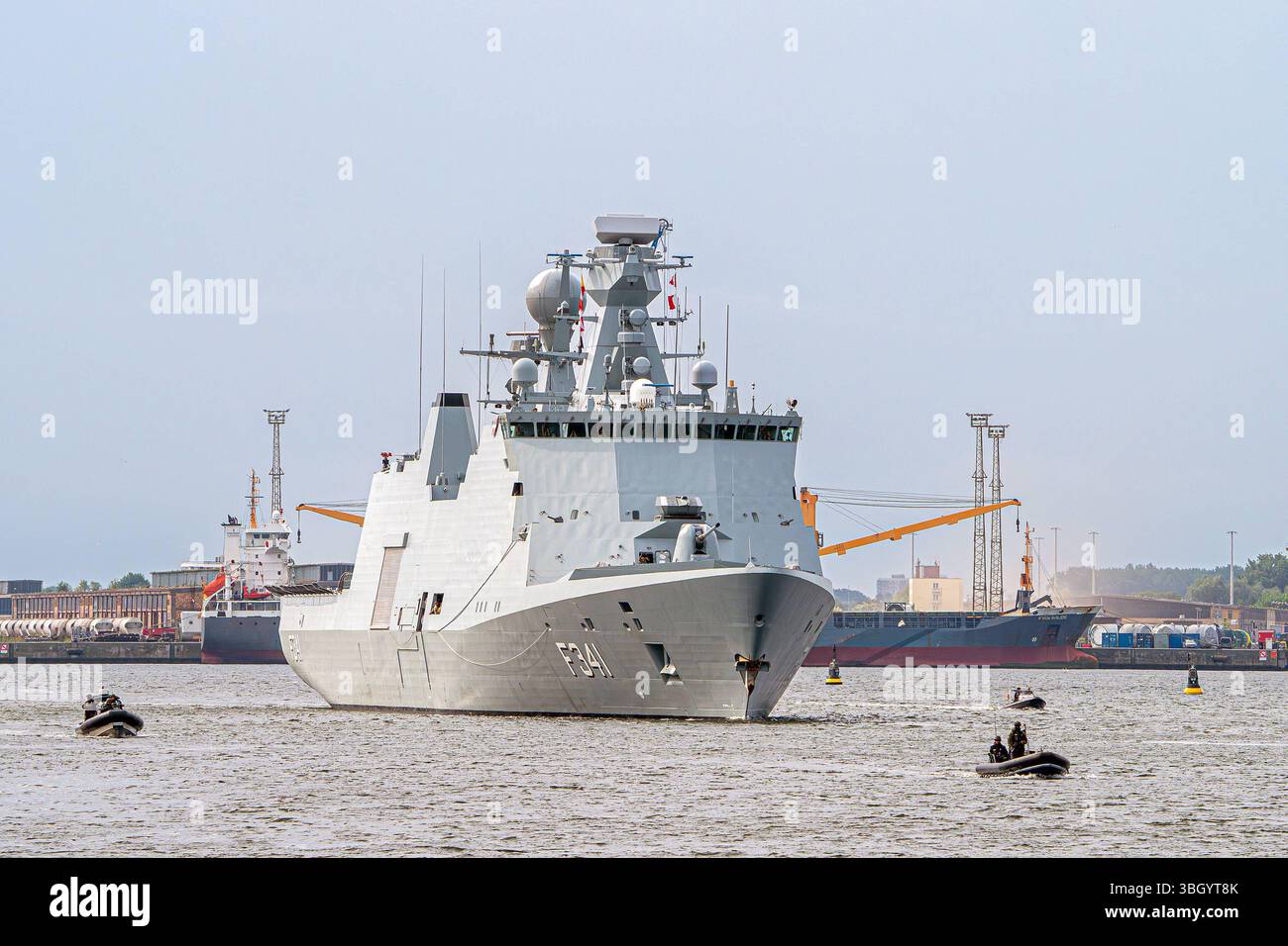 Marine-Manöver Baltops in Rostock gestartet - 05.06.2025: Das Auslaufen ...