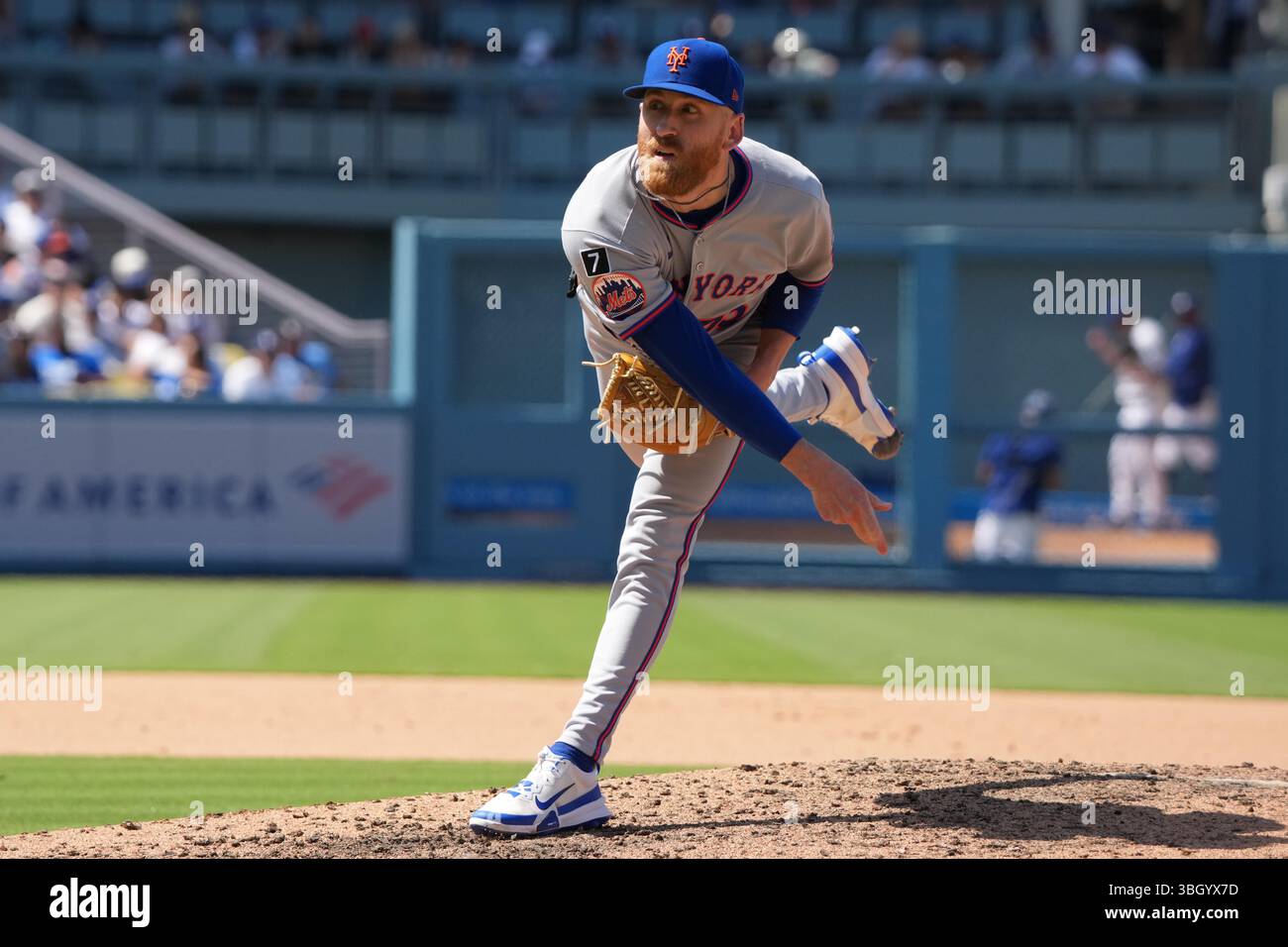 New York Mets relief pitcher Reed Garrett (75) throws in the eighth ...