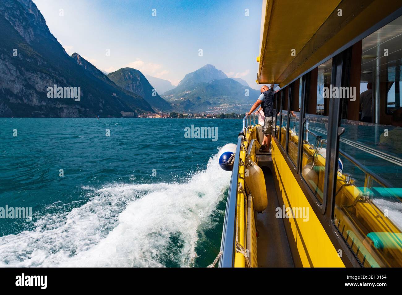 Garda lake speed boat Stock Photo - Alamy