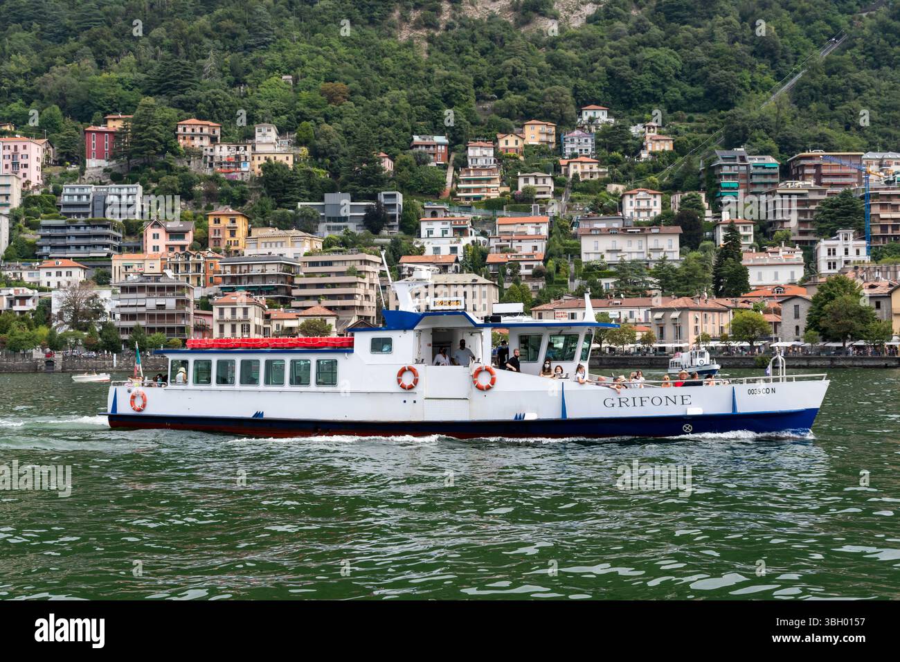 Como lake ferry boat Stock Photo - Alamy