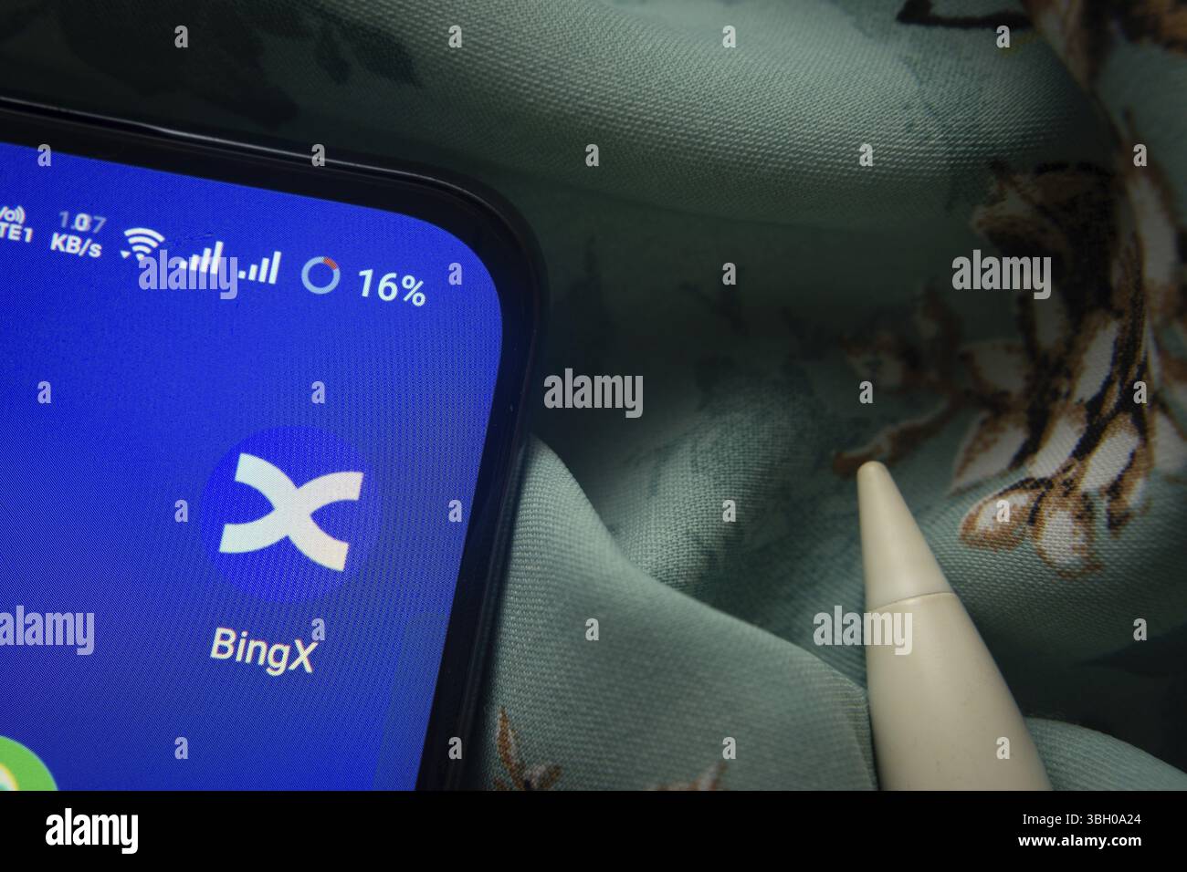 Bingx hi-res stock photography and images - Alamy