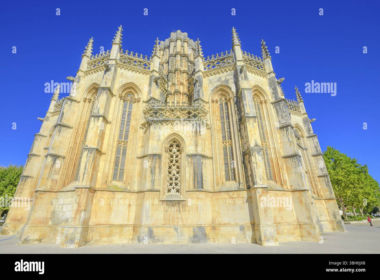 Popular Batalha Monastery, one of best examples of Gothic architecture ...
