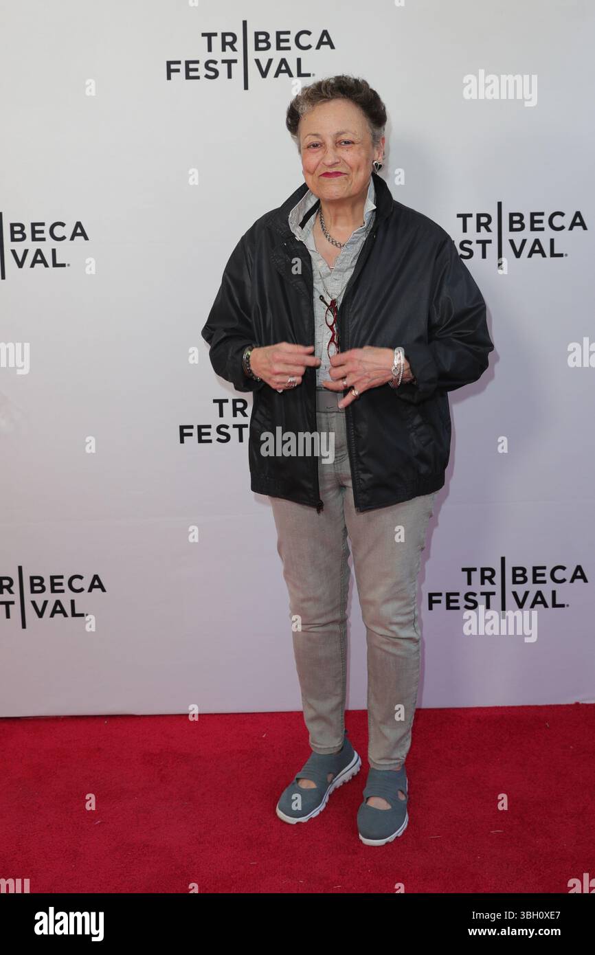 NEW YORK, NEW YORK - JUNE 05: Barbara Rosenblat attends the "Lemonade ...