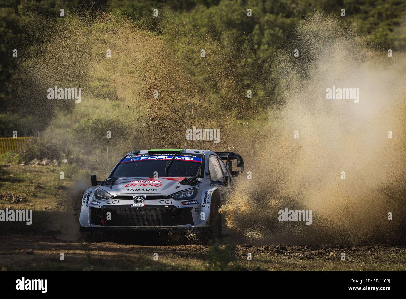 33 Elfyn EVANS, Scott MARTIN, Toyota GR Yaris Rally1, action during the ...
