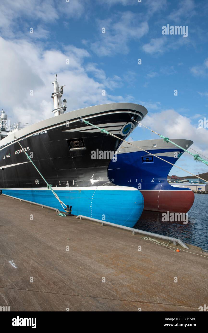 Fishing boats moored around Lerwick Fish Market at Mair's Quay ...