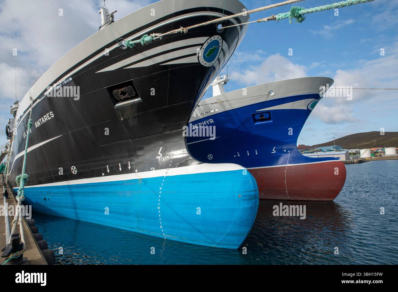 Fishing boats moored around Lerwick Fish Market at Mair's Quay ...