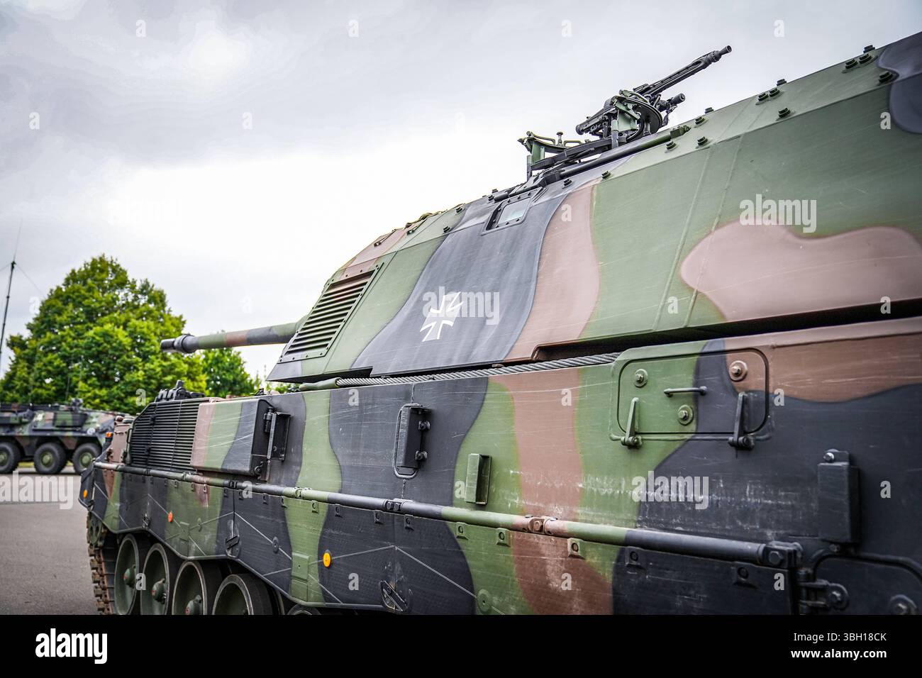 Deutschland, Europa, Bundeswehr, Panzerhaubitze 2000, Militärfahrzeug ...