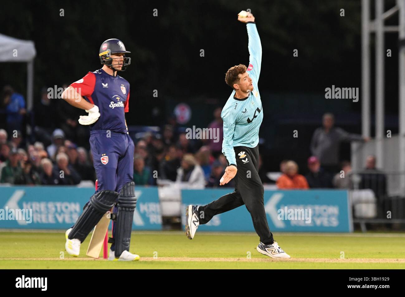 Canterbury, England. 6th June 2025. Mitchell Santner during the Vitality T20 Blast fixtures ...