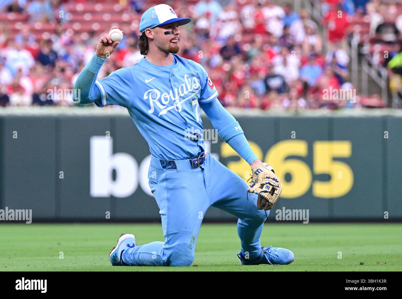 ST. LOUIS, MO - JUN 05: Kansas City Royals shortstop Bobby Witt Jr (7 ...