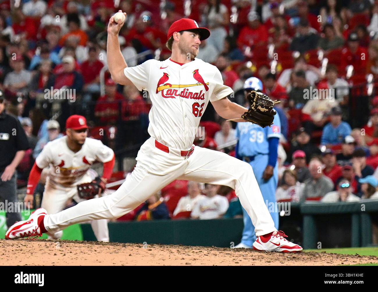 ST. LOUIS, MO - JUN 05: St. Louis Cardinals pitcher Kyle Leahy (62 ...