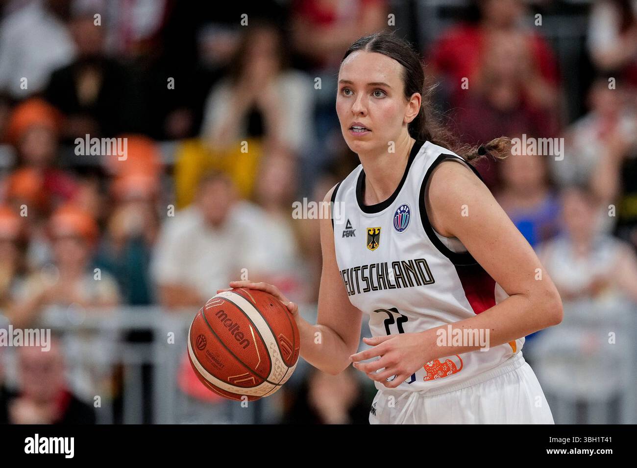 Heidelberg, Deutschland. 06th June, 2025. Emily Bessoir (DBB, 22), am ...