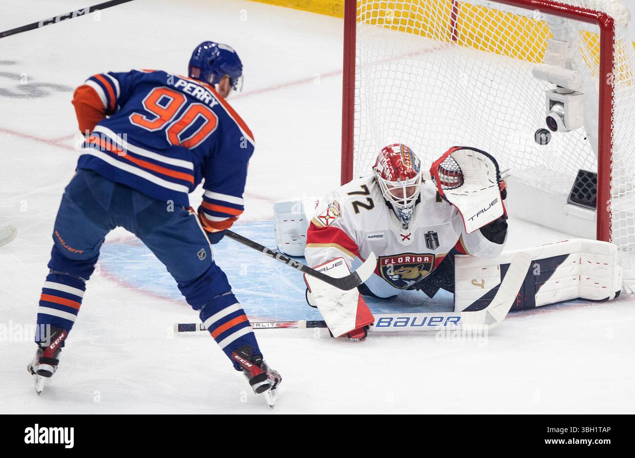 Florida Panthers goalie Sergei Bobrovsky (72) stops Edmonton Oilers ...