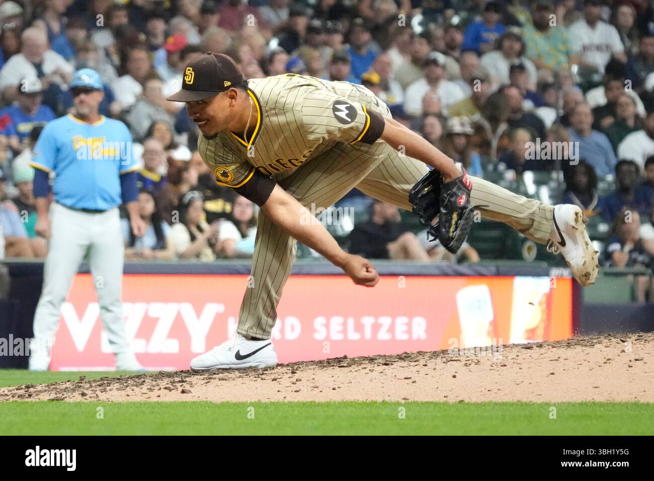 San Diego Padres pitcher Jeremiah Estrada (56) throws during the sixth ...