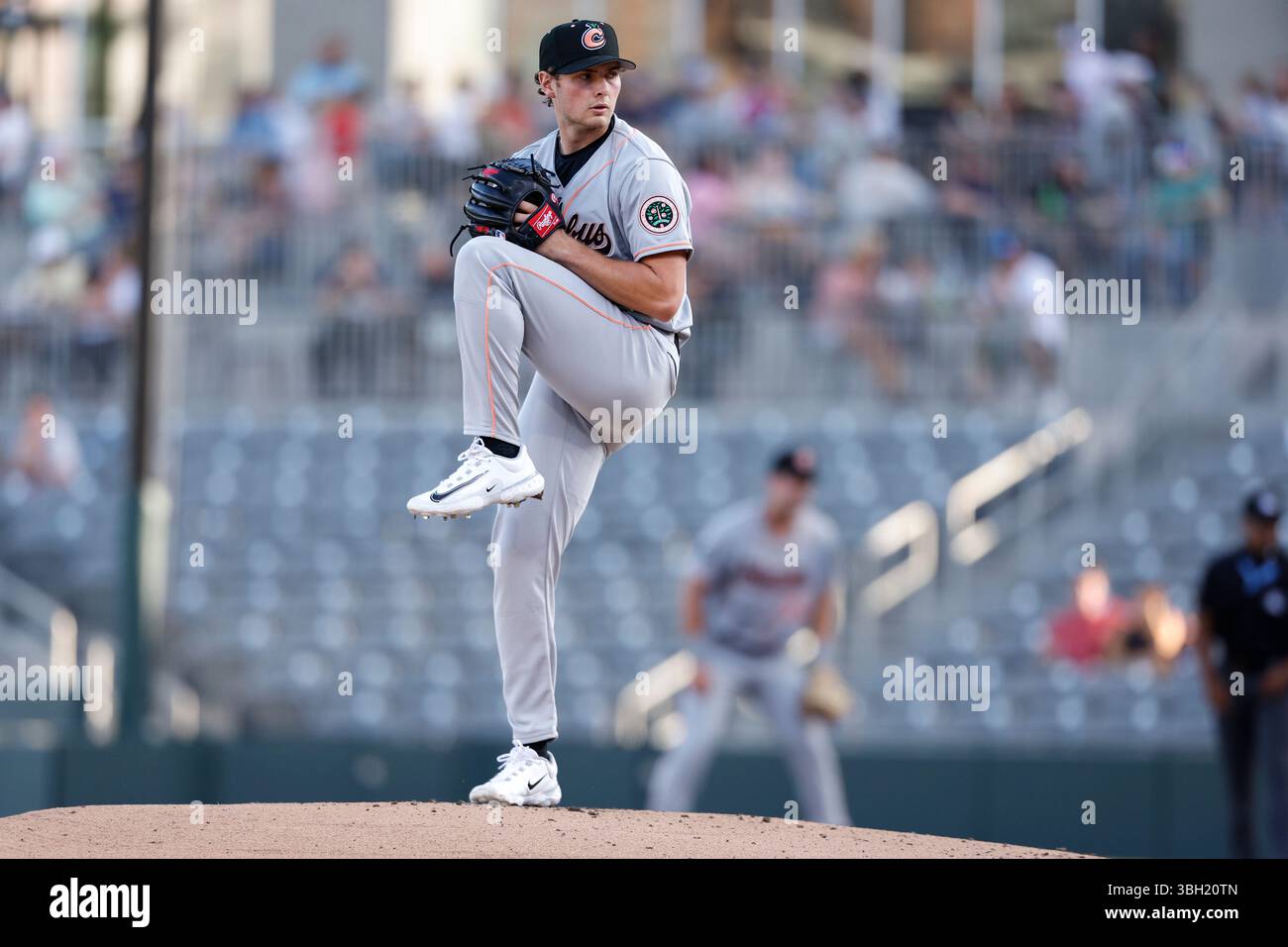 Columbus Clingstones starting pitcher J.R. Ritchie (60) in action ...
