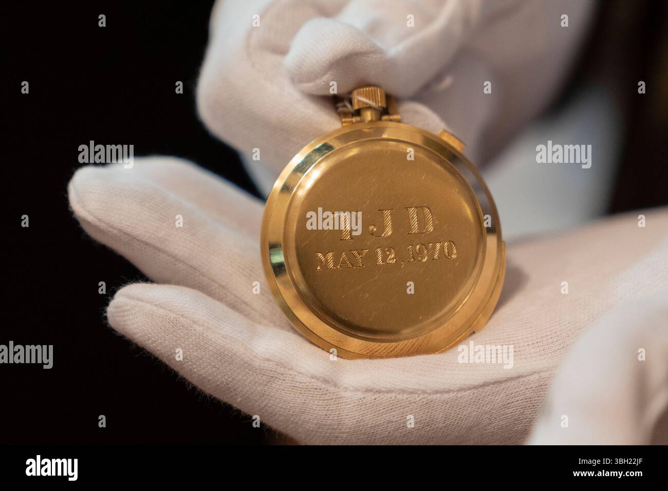 New York, NY, June 6, 2025: Audemars Piguet pocket watch estimated US ...