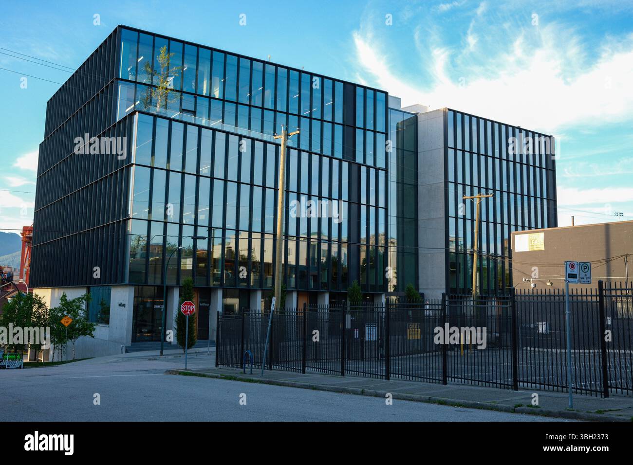 A new glass building along Alexander Street in East Vancouver, BC Stock ...