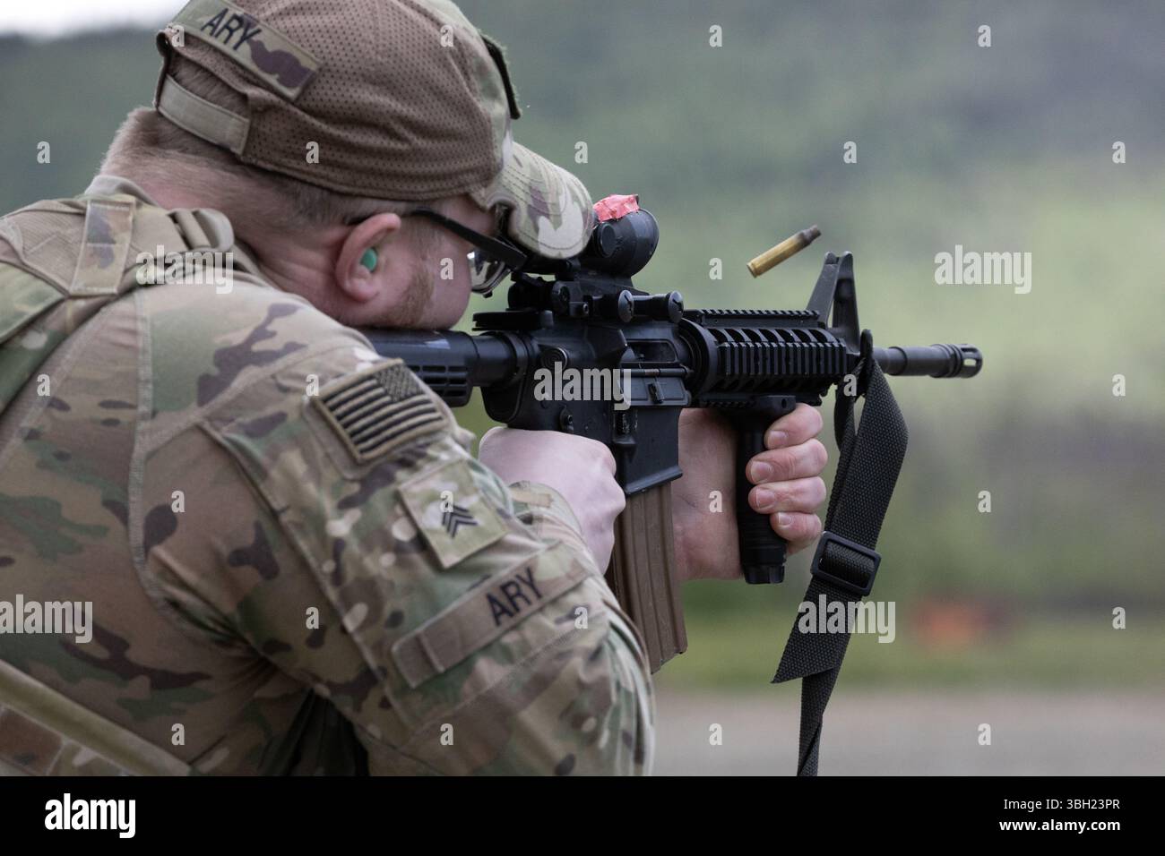 Alaska Army National Guard Sgt. Kelby Ary, a military policeman ...