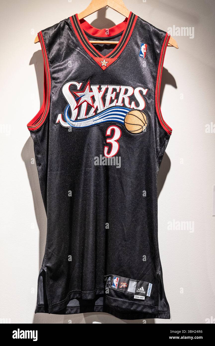 New York, USA. 06th June, 2025. Allen Iverson Philadelphia 76ers 2005 ...
