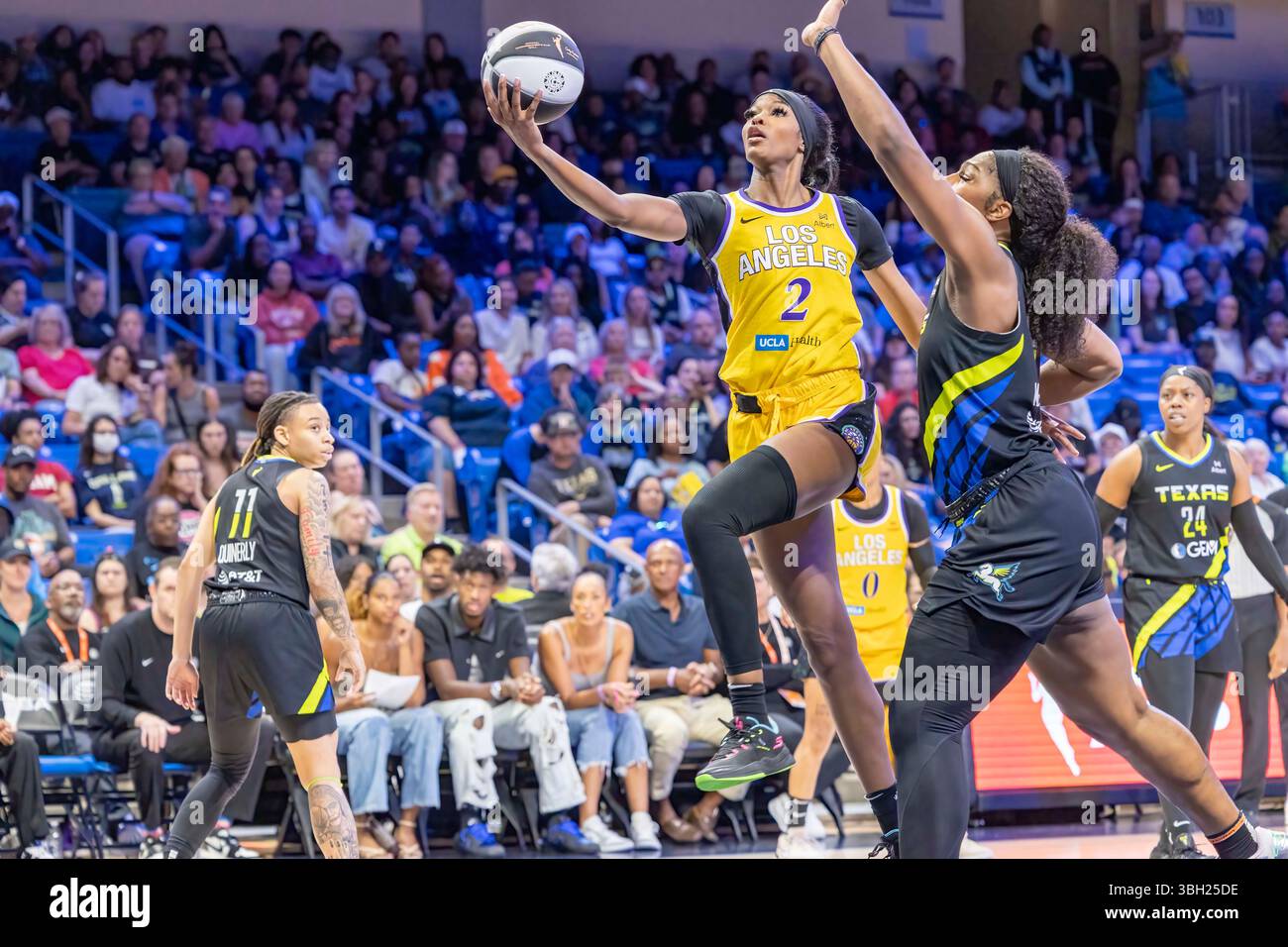 Arlington, Texas, USA. 6th June, 2025. Los Angeles Sparks forward ...