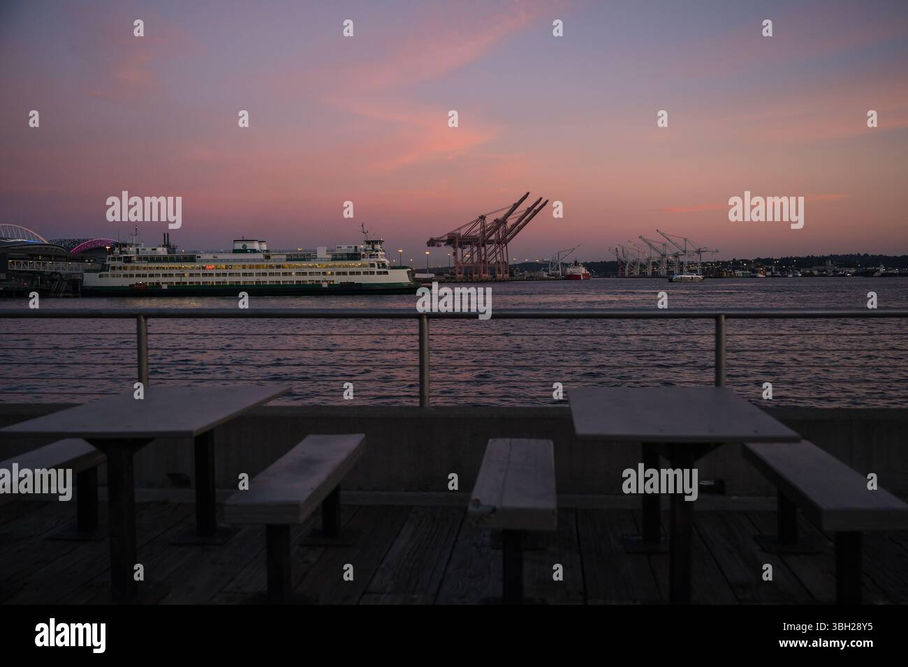 Seattle, USA. 6th Jun 2025. The U.S. tariff war is leaving large gaps ...