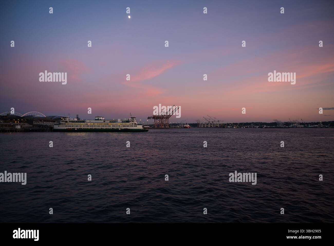 Seattle, USA. 6th Jun 2025. The U.S. tariff war is leaving large gaps ...