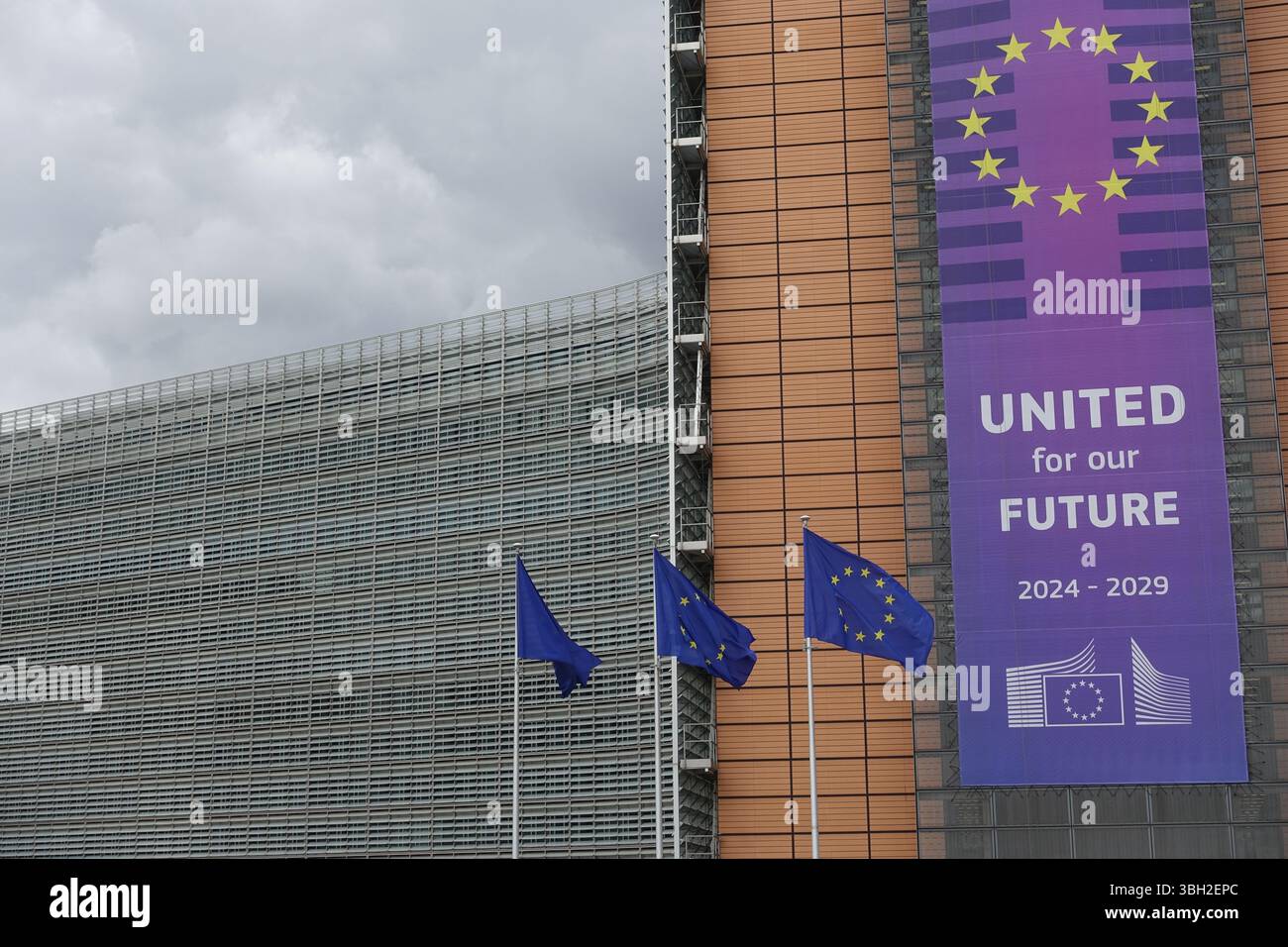 Instituions hi-res stock photography and images - Alamy