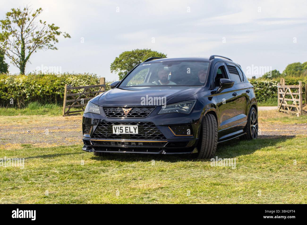 2 0 liter tsi engine hi-res stock photography and images - Alamy