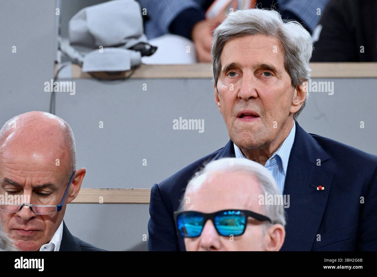 Paris, France. 06th June, 2025. John Kerry seen in the stands during ...