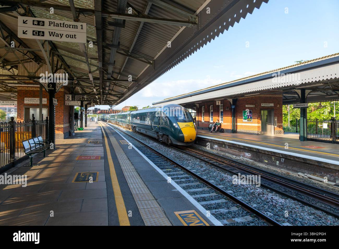 GWR British Rail Class 800 Inter City Express train arriving at ...