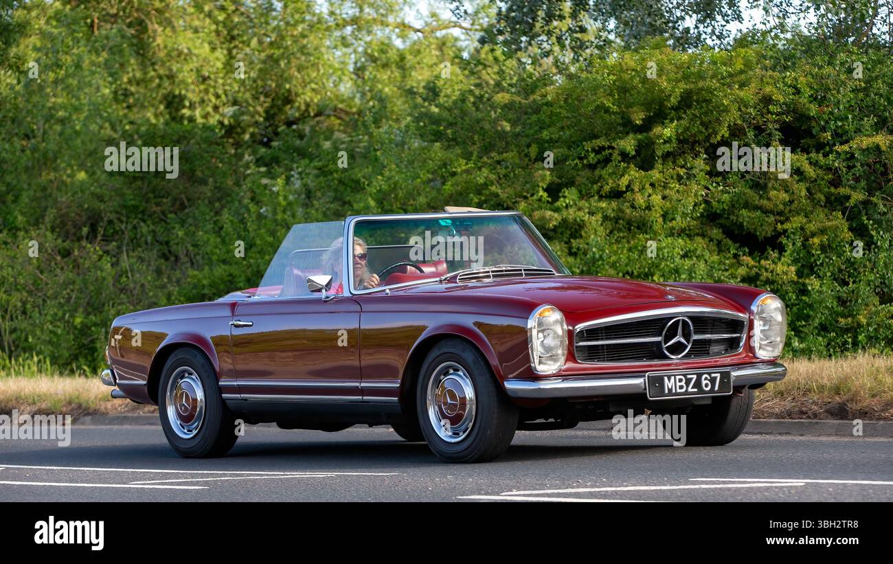 Milton Keynes,Bucks,UK - June 1st 2025: 1967 red Mercedes Benz 250 car ...