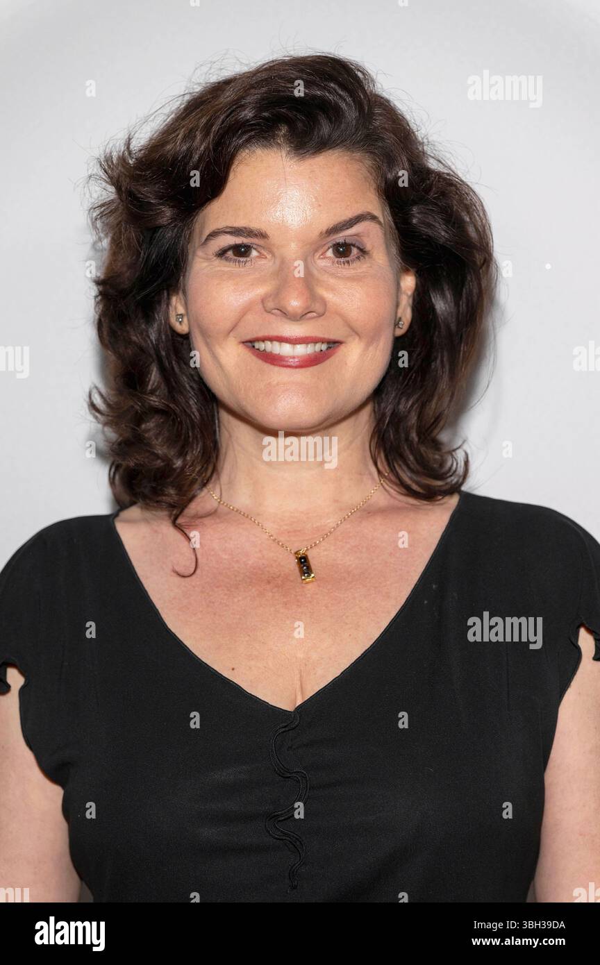 Susan Spano beim LANY Entertainment Summer Mixer in einer ...