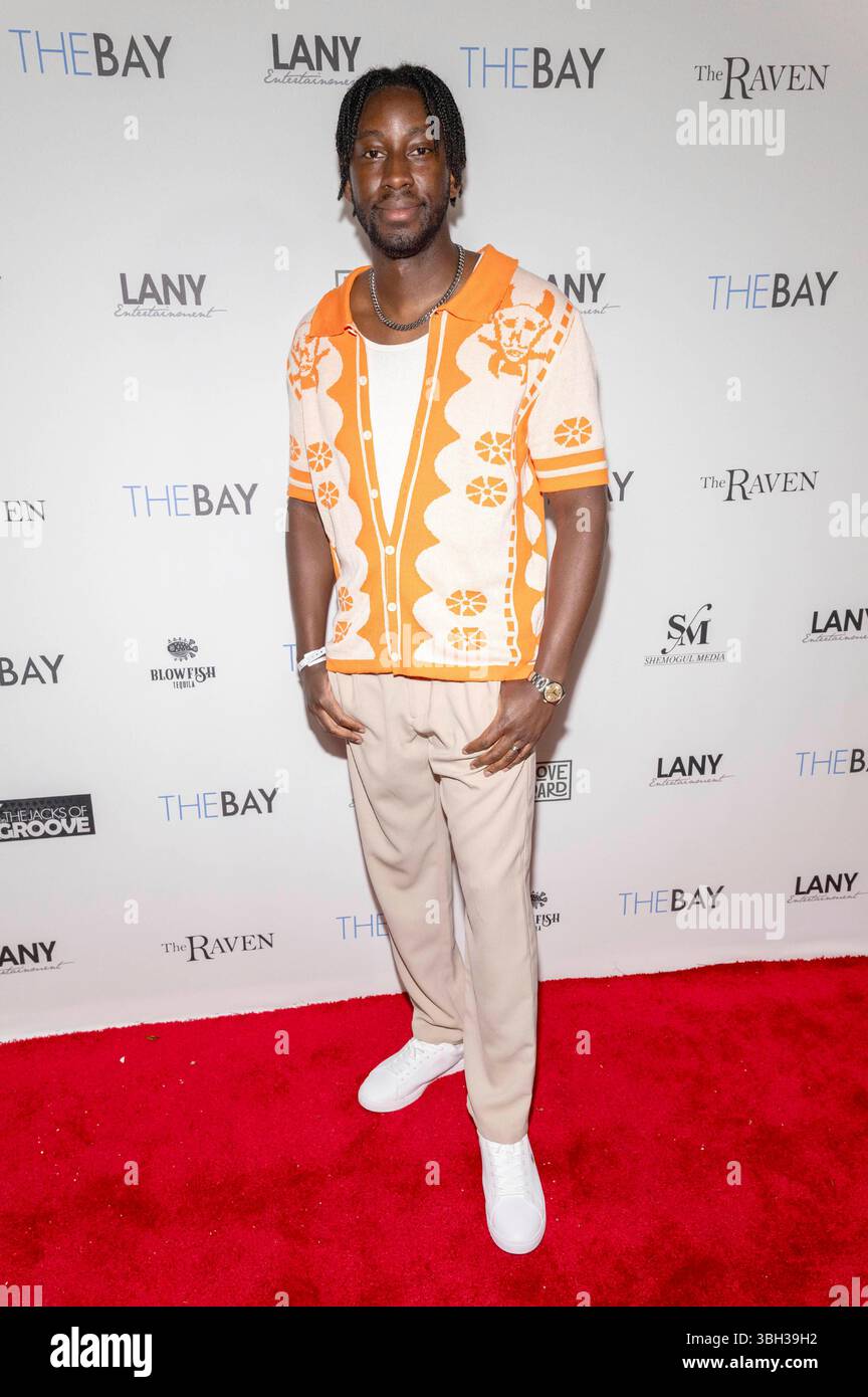 Zane Jones beim LANY Entertainment Summer Mixer in einer Privatresidenz ...