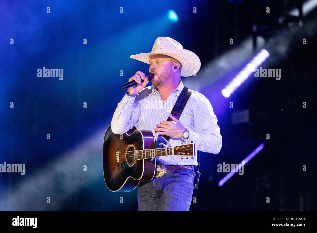 NASHVILLE, TENNESSEE - JUNE 6 , 2025: Country singer Cody Johnson ...