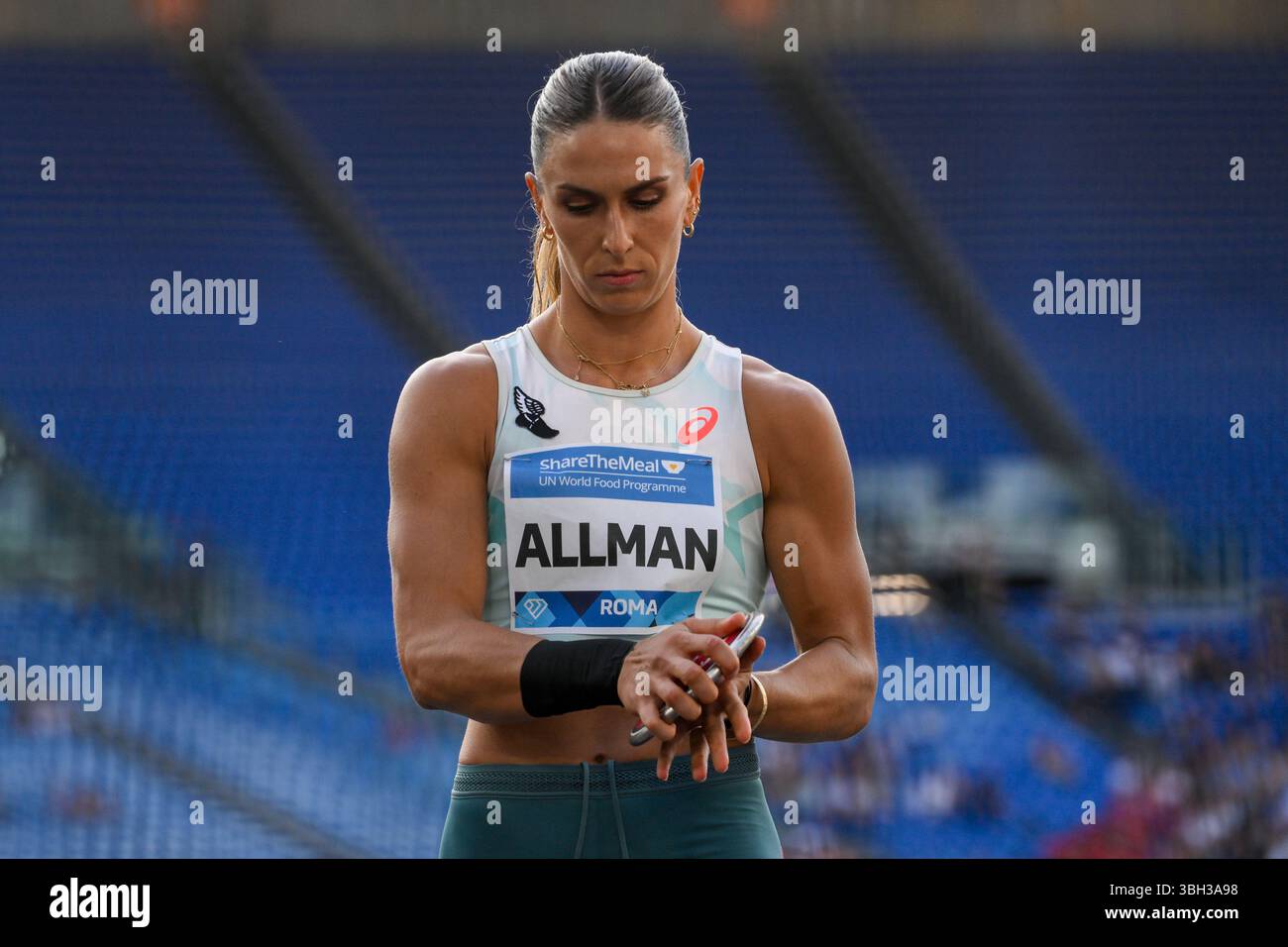 Valarie Allman of United States of America competes in the discus throw ...