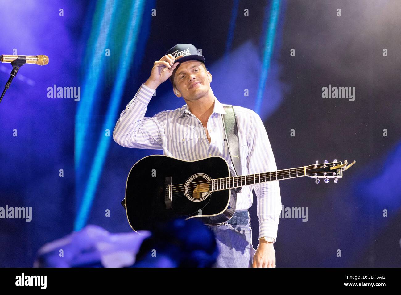 NASHVILLE, TENNESSEE - JUNE 6 , 2025: Country singer Parker McCollum ...