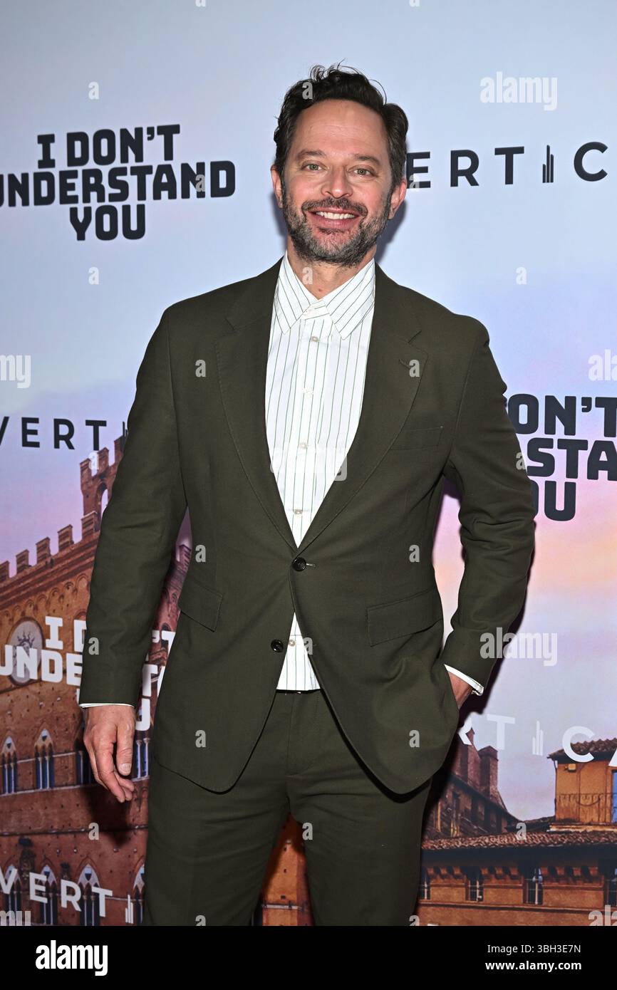 Nick kroll red carpet hi-res stock photography and images - Alamy