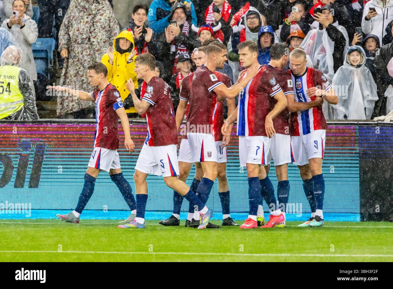 Oslo, Norway. 06th June, 2025. Alexander Sorloth (7) of Norway scores ...