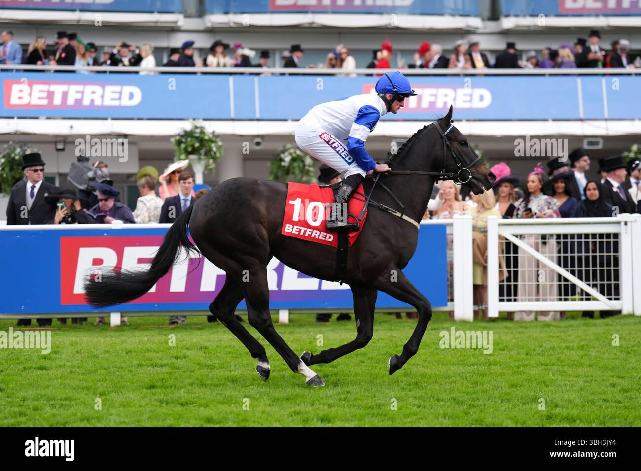 Al Hussar ridden by Harrison Shaw goes to post ahead of the Betfred 3YO ...
