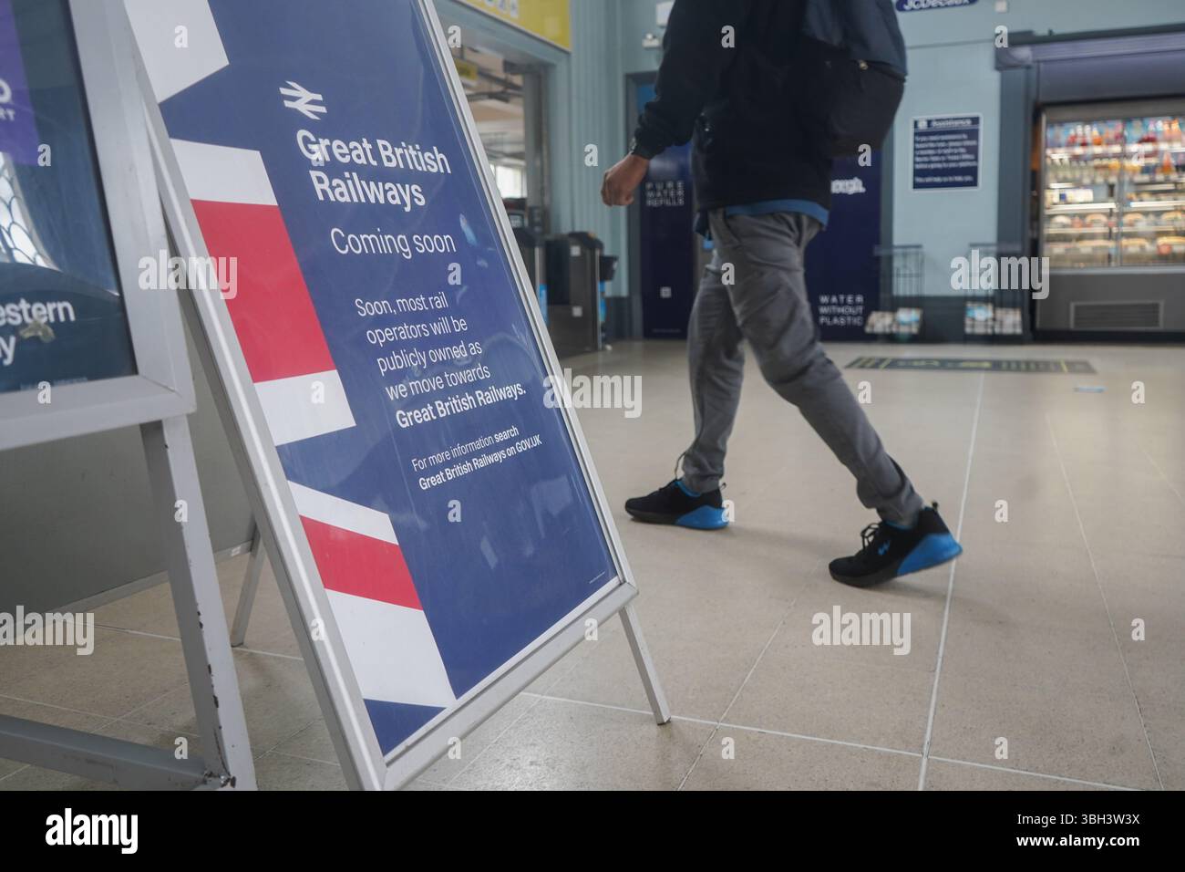Wimbledon London, UK. 7 June 2025 . A sign at Wimbledon rail station advertises Great British ...