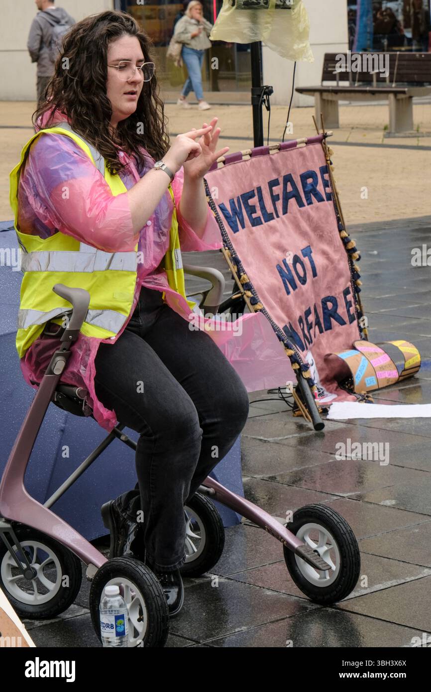 Bsl campaign hi-res stock photography and images - Alamy