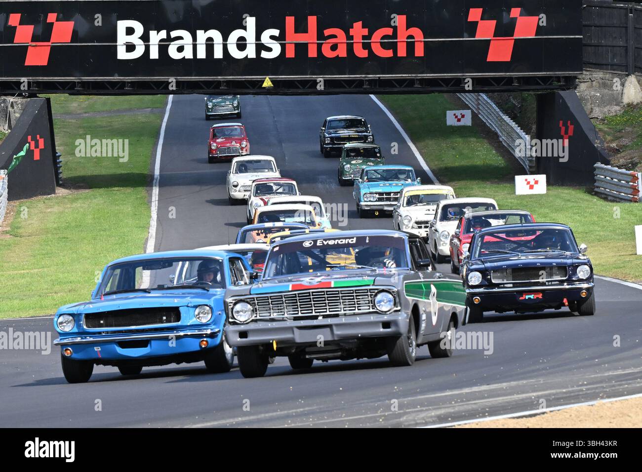 Tom Sharp, Ford Falcon, Masters pre-66 touring cars, Masters Historic ...
