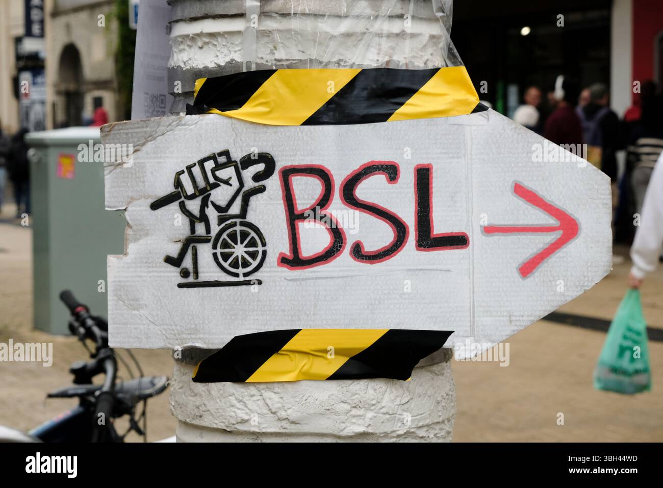 Bristol, UK. 7th June, 2025. A BSL interpretor assisted, BSL and Crips ...