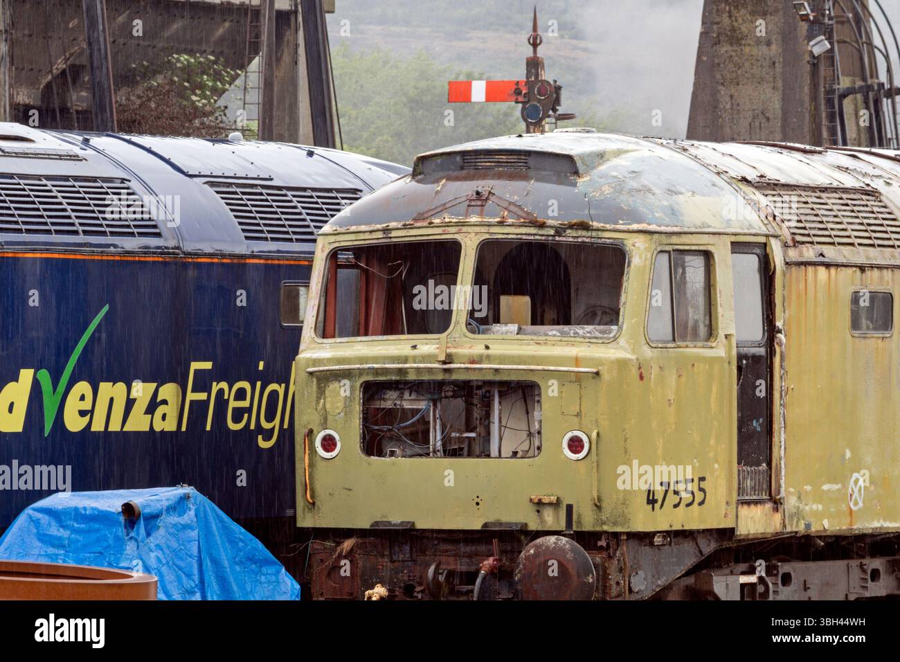 Class 47 locomotive 47555 at West Coast Railways, Carnforth Stock Photo ...