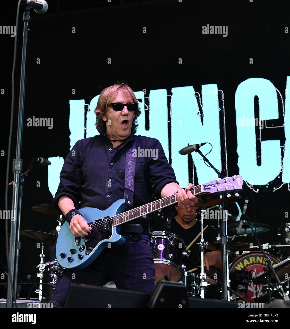 June 6, 2025, Portsmouth, Virginia, USA: JOHN CAFFERTY entertains the ...